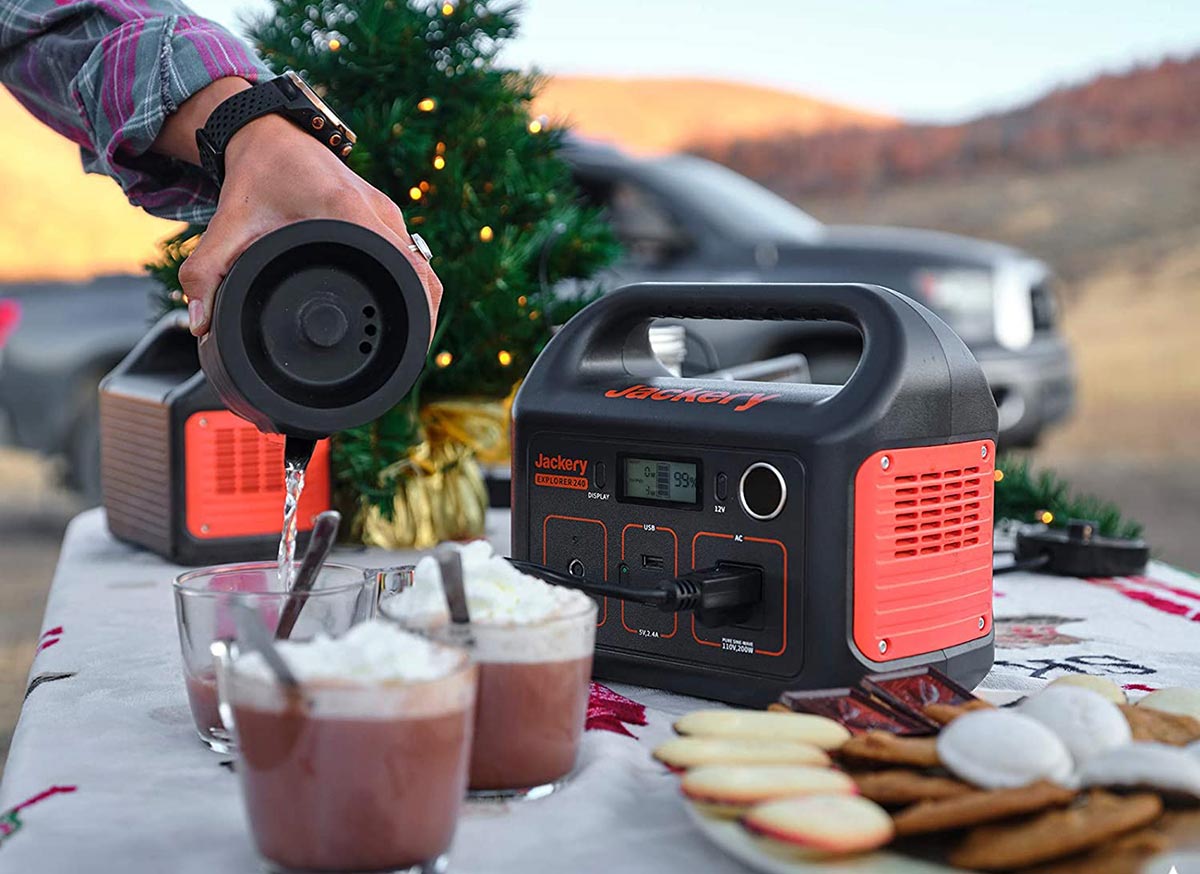 Best Portable Power Supply for Camping Trip - LifeRejoice