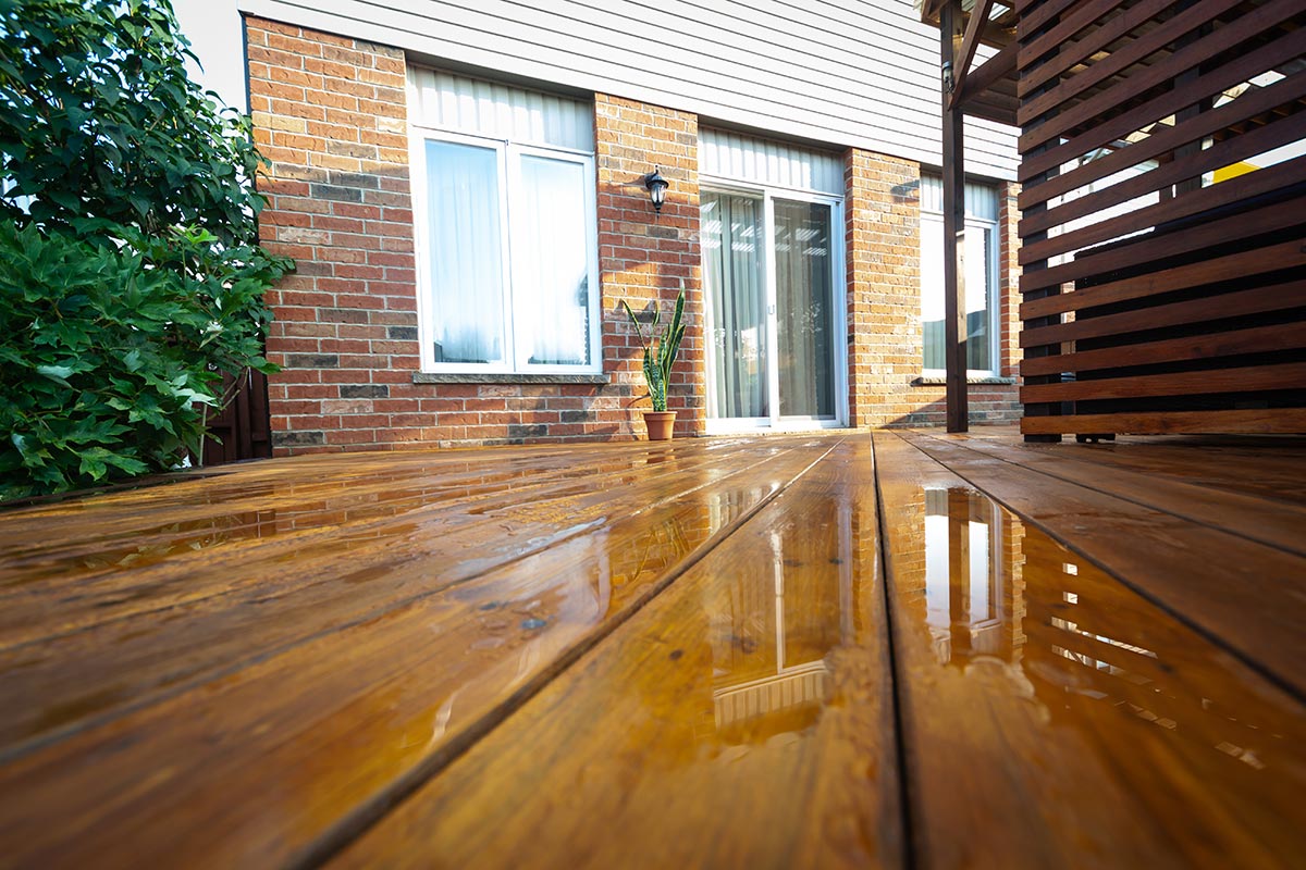 Best Semi-Transparent Deck Stain - LifeRejoice